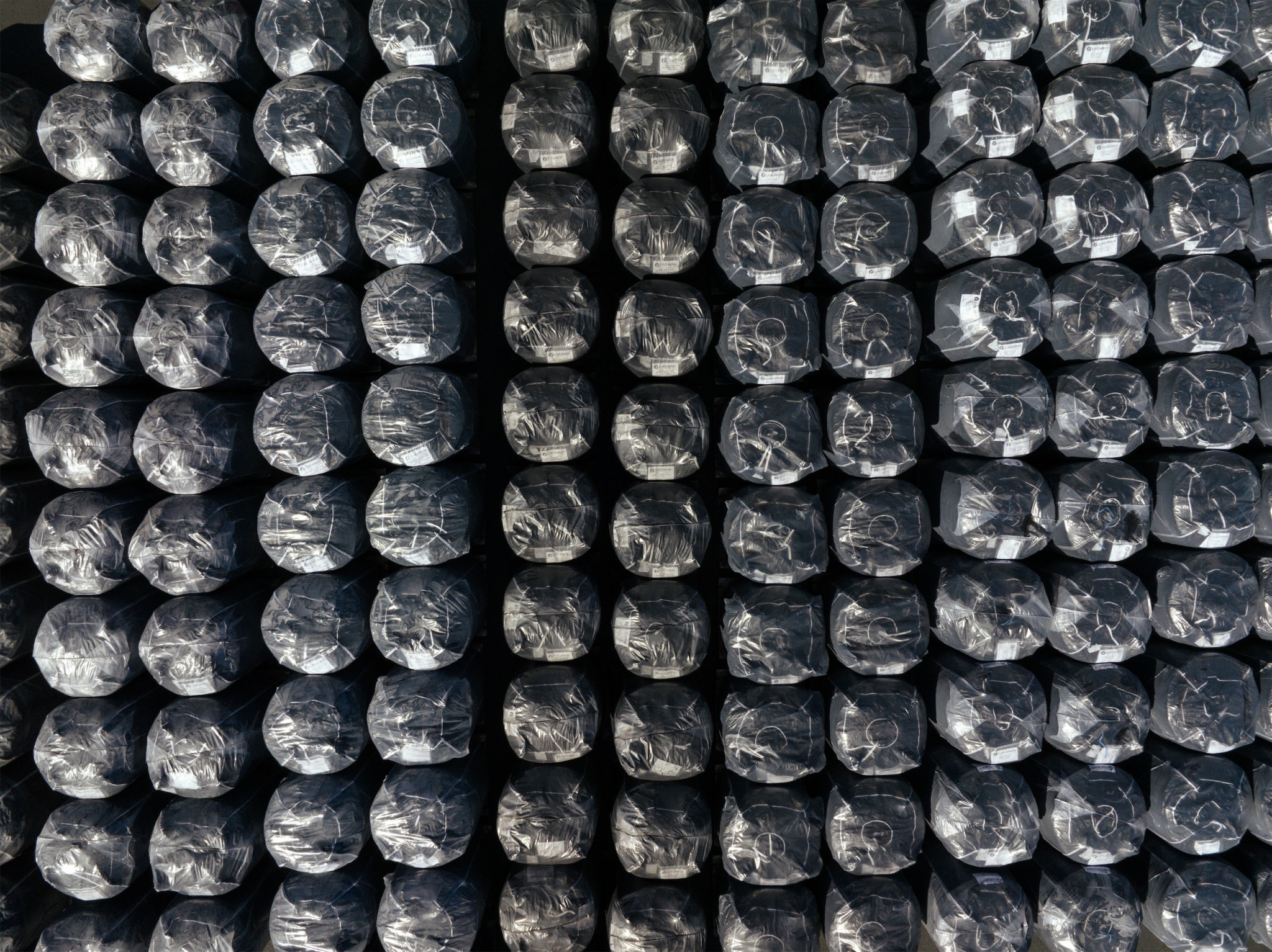 LuxCarbon – In our element.